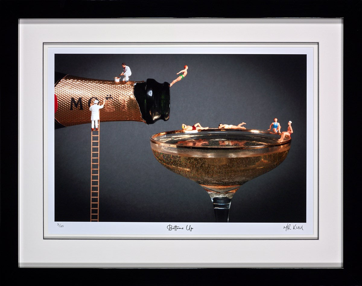 Bottoms Up | Mr Kuu – Clarendon Fine Art